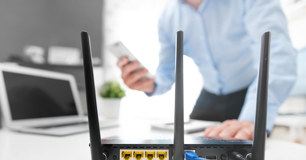 Hersteller tricksen bei Angaben auf WLAN-Routern - darauf solltest du ...
