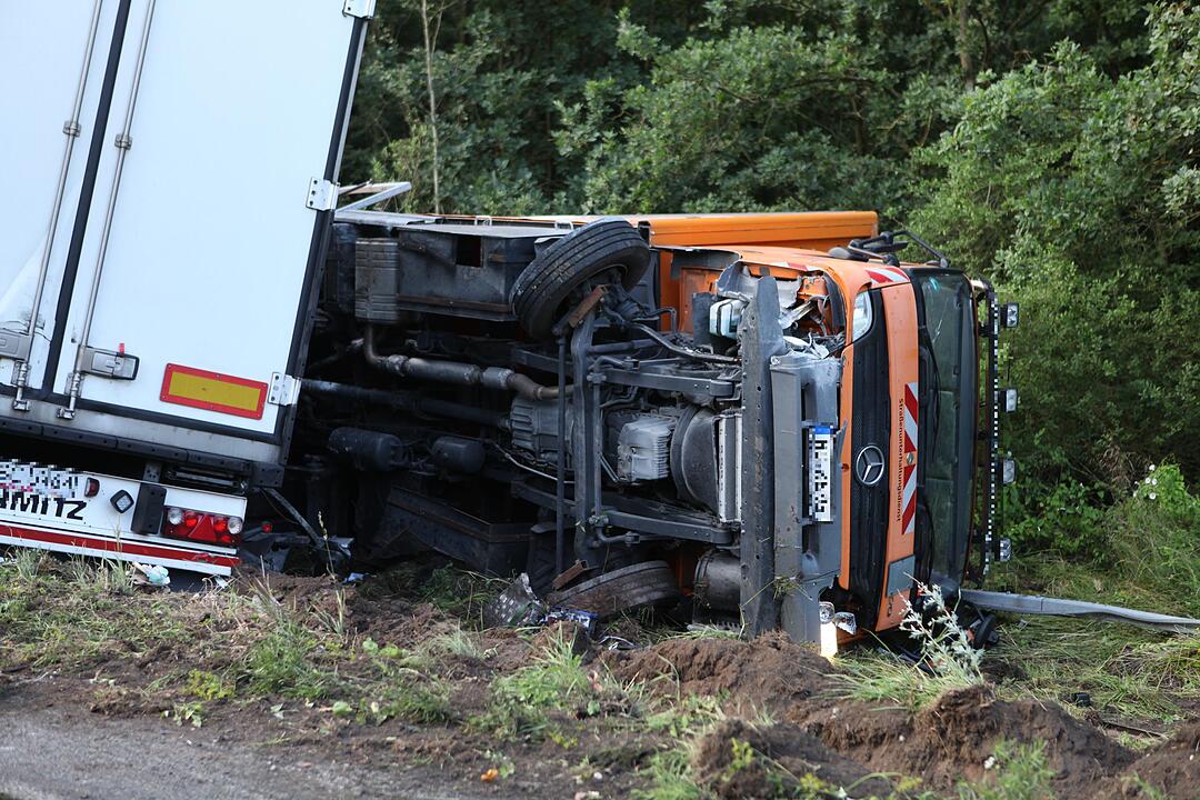 Tödlicher Lkw-Unfall auf A6 bei Ansbach - Bildergalerie