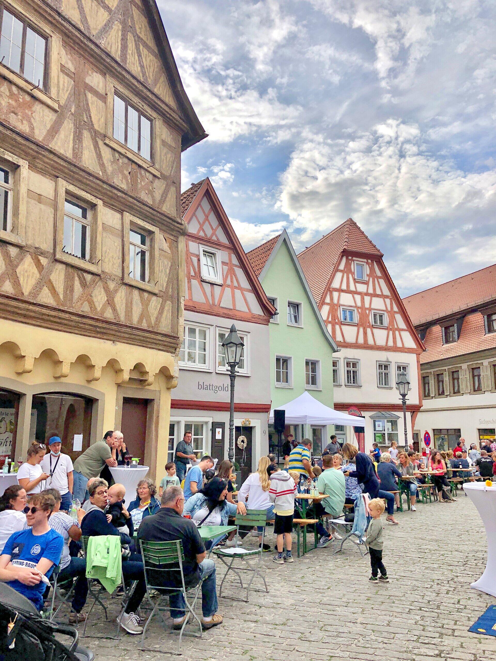 Dettelbach: Live-Musik, Führungen, Zauber-Aufführung und Co. - Stadt ...