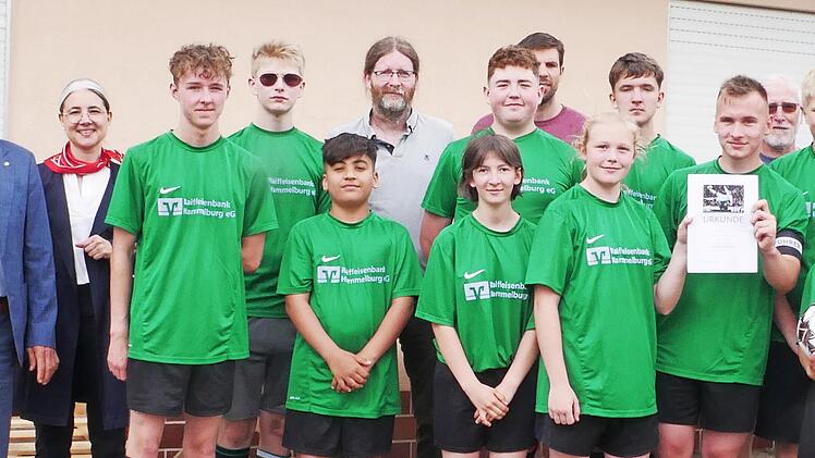 Fußballturnier auf Kleinfeldern: Stets mit Ehrgeiz und Fairness am Ball