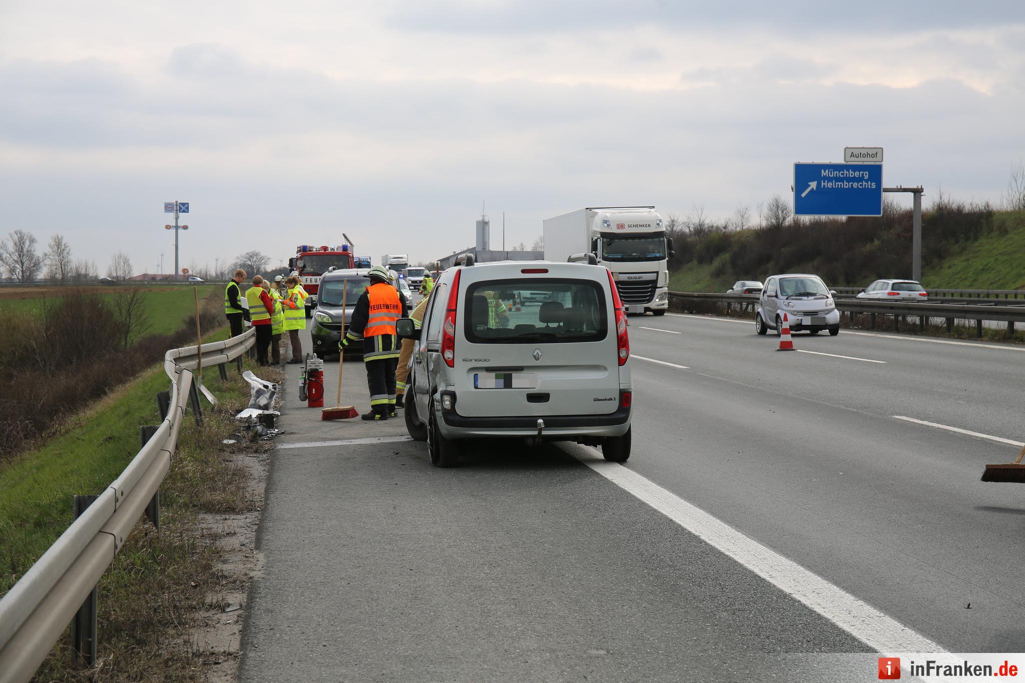 Bilder von: Unfall auf der A9 bei Münchberg – Verursacher geflüchtet