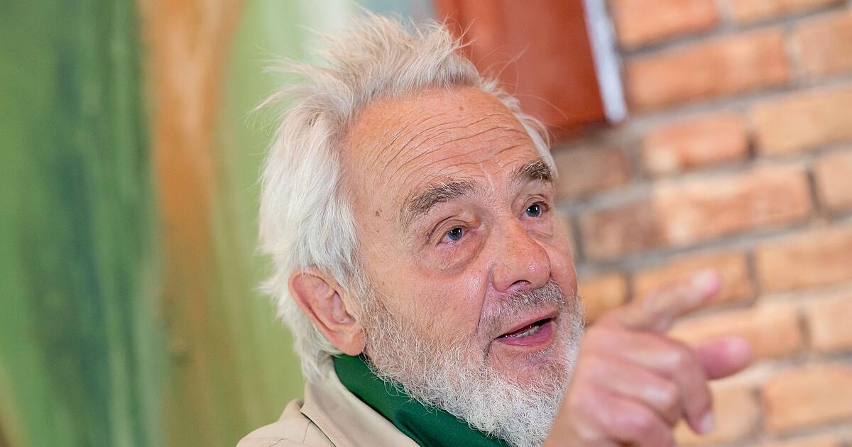 Meister der Übermalung - Künstler Arnulf Rainer gestorben