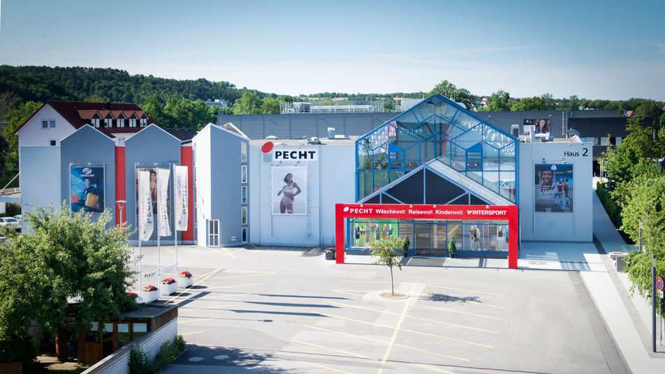 PECHT Shoppingwelt in Bad Neustadt an der Saale: Alles für Reise oder ...