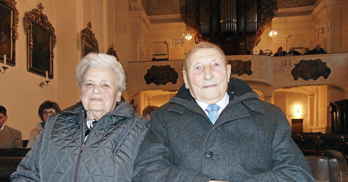 Emma und Hans Bayerlein feiern "Eiserne"