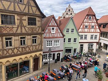 Dettelbach: Live-Musik, Führungen, Zauber-Aufführung und Co. - Stadt ...