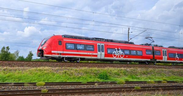 Hauptbahnhof Fürth: Brutale Attacke im Zug - Männer schlagen 41 ...