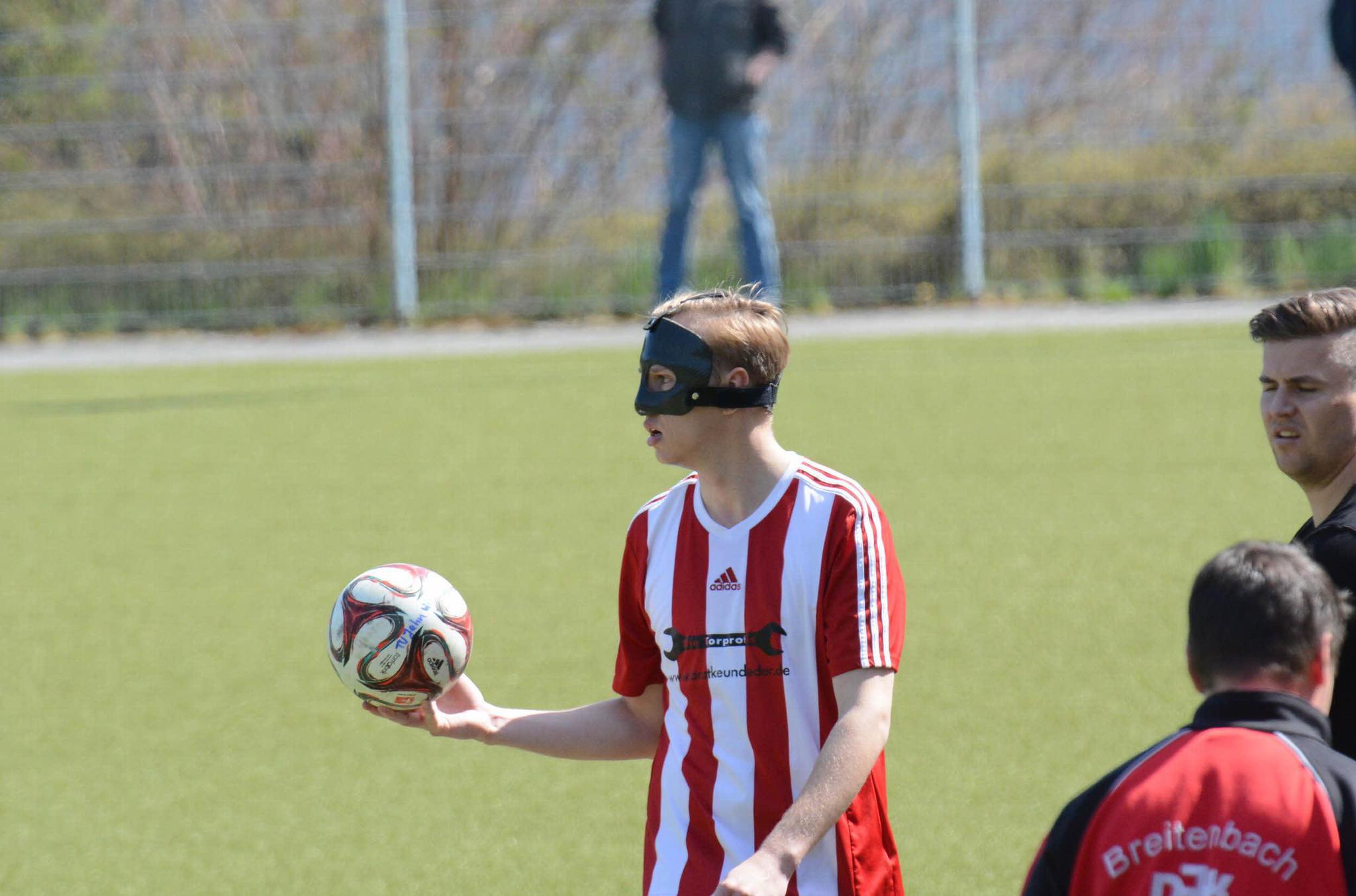 Stefan Denner trifft am Fließband