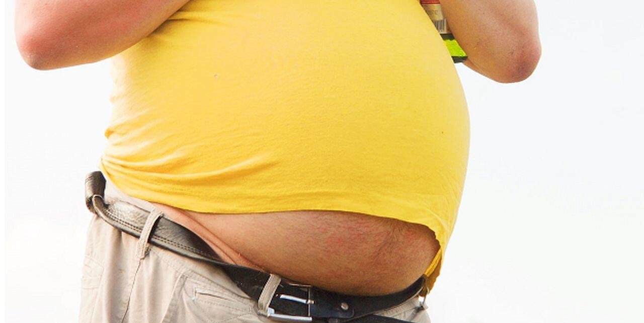 Gesundheits-Risiko Bierbauch? - Diese Krankheiten können dadurch ...