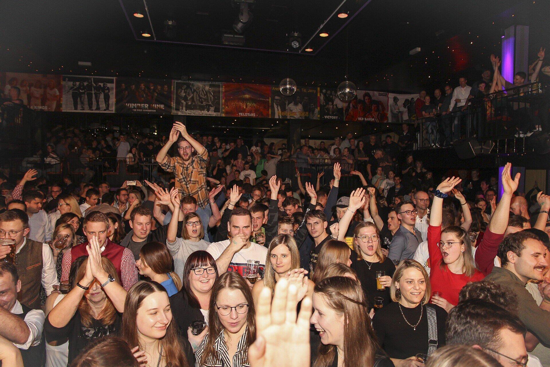 Die Dorfrocker im Deuber Modschiedel - Bildergalerie