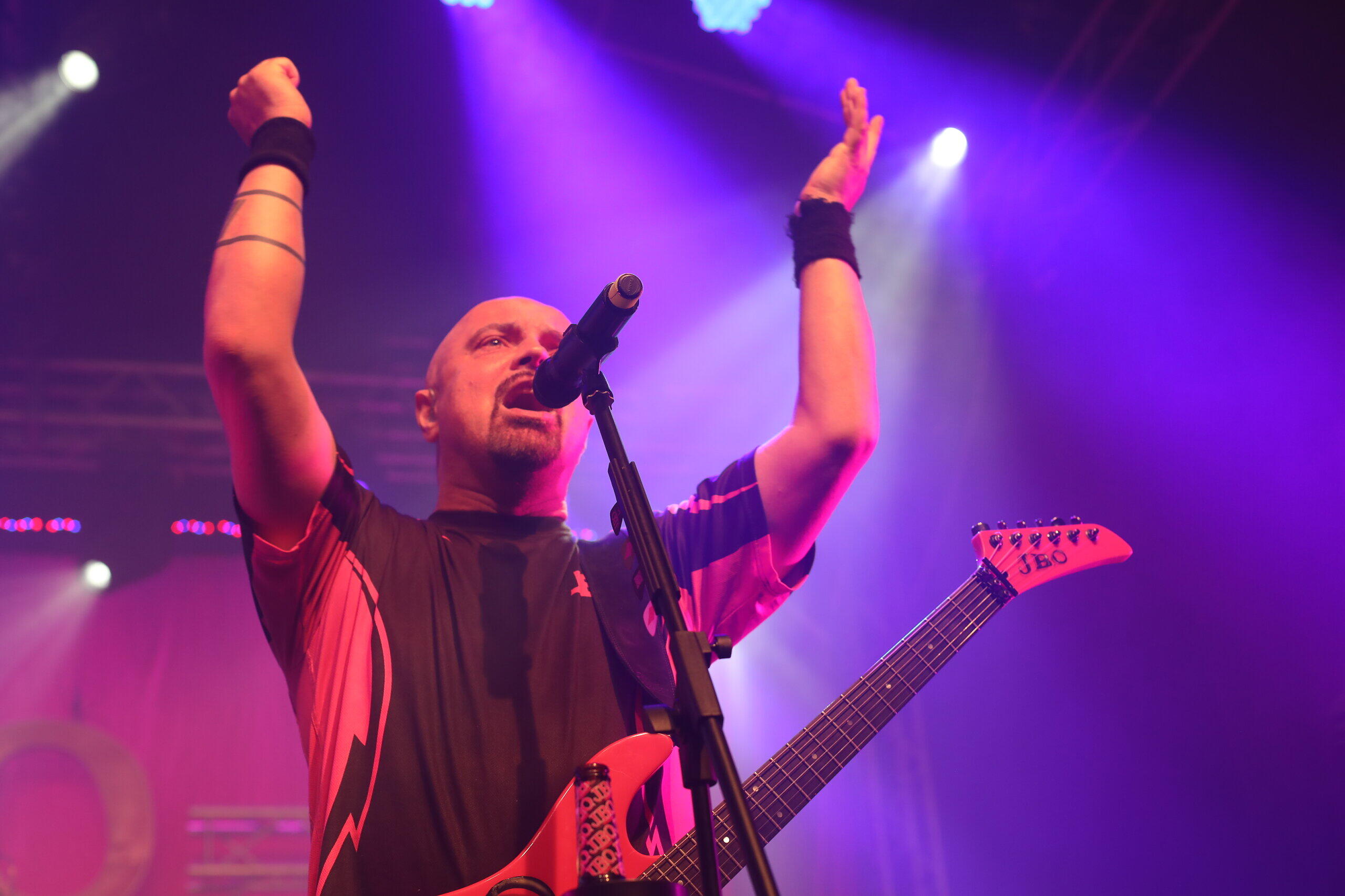 J.B.O. Jubiläumstour 2025: Live-Konzerte in Franken genießen