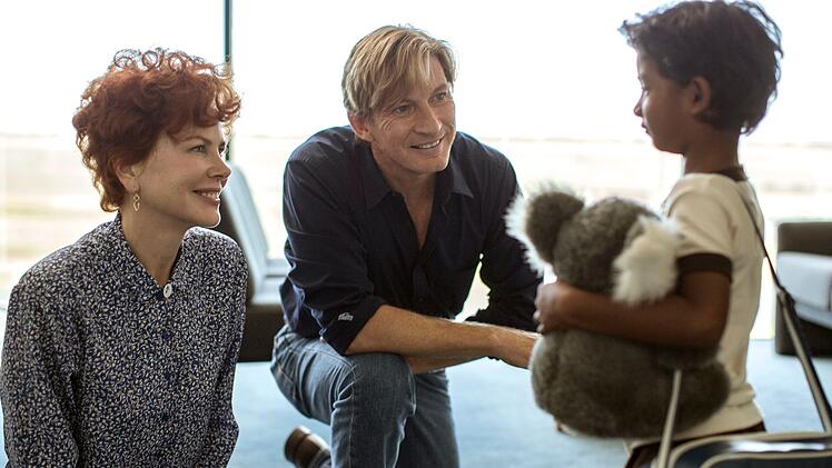 Gut gespielt, junger Löwe