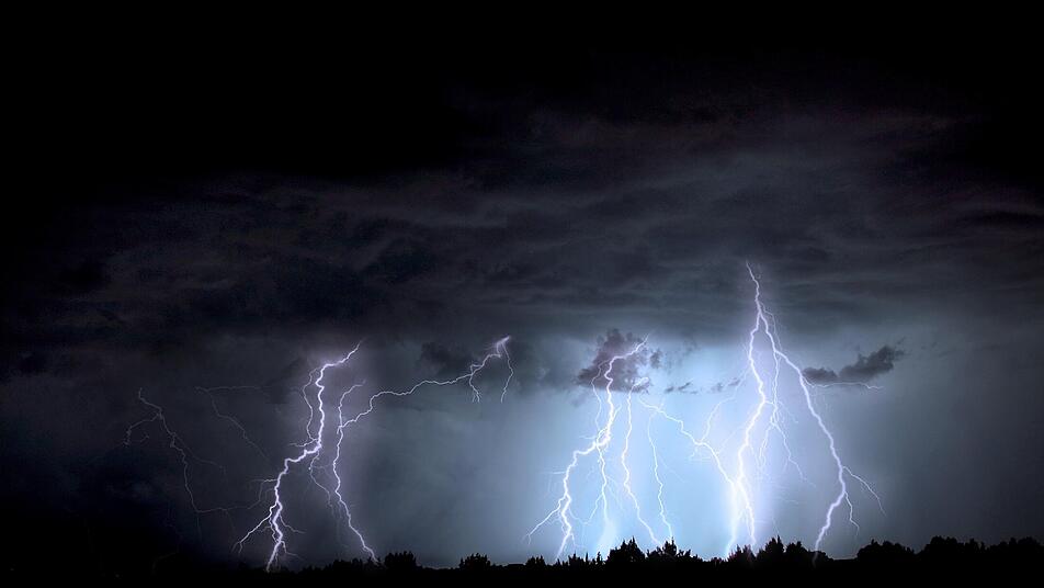 Gewitter-Entfernung berechnen: So einfach geht es mit Blitz und Donner