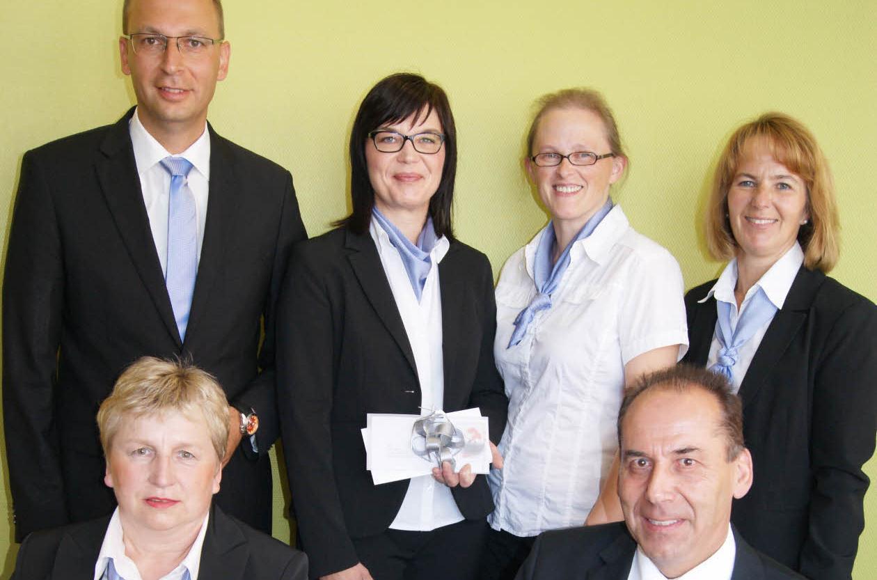 Armin Förg und Edith Neff 40 Jahre bei VR-Bank