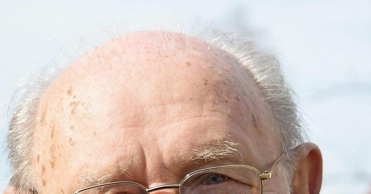 93. von Burkholz