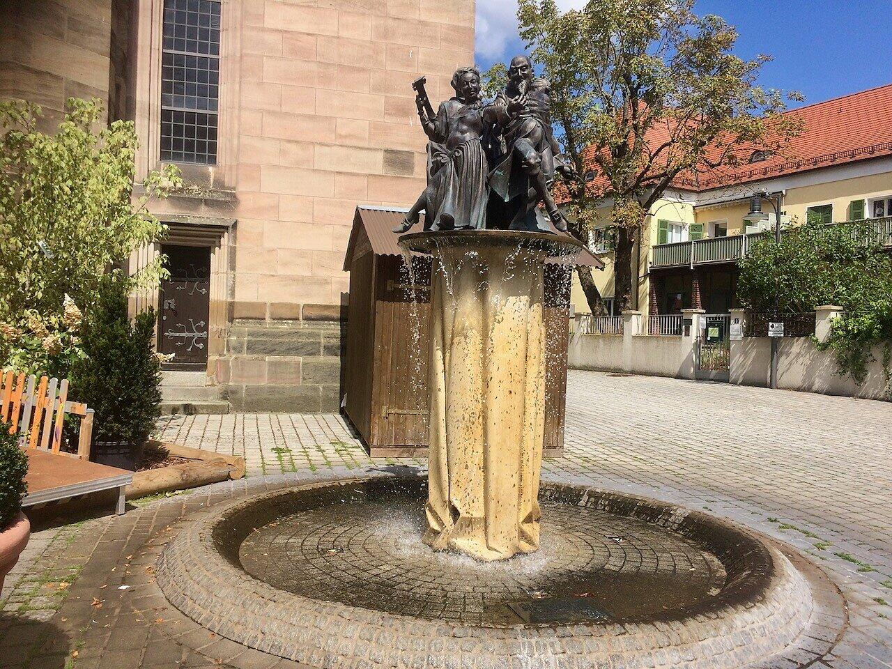 Brunnengeschichten: Sehenswerte Brunnen in Roth - die Stadt in einem ...