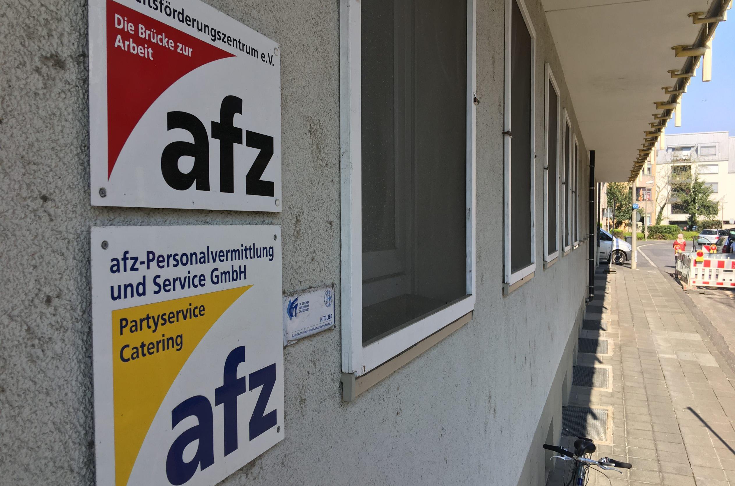 afz: Die meisten bleiben in Arbeit
