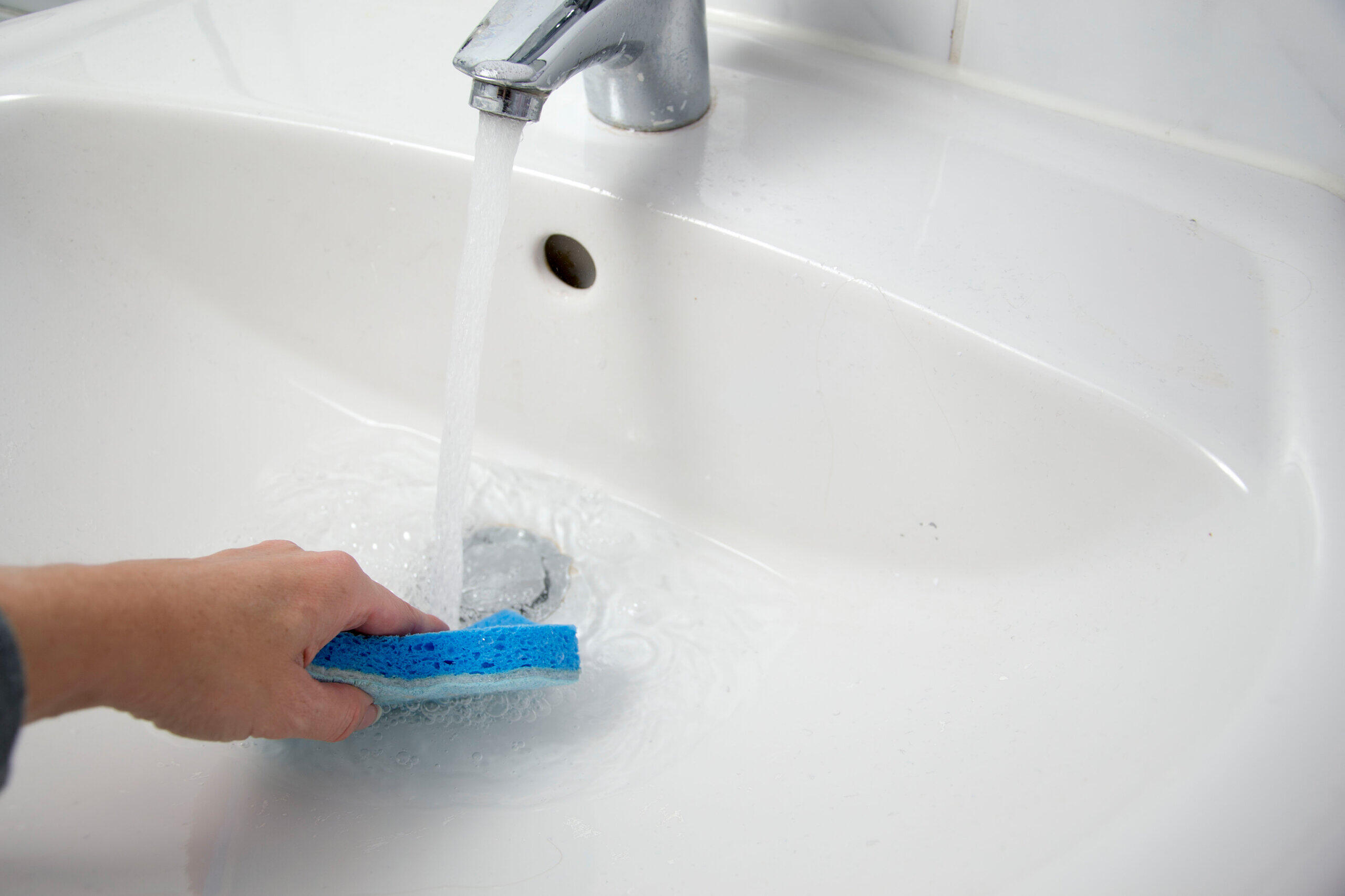 Häufiger Fehler: Marmor, Leder und Elektronik niemals mit Wasser säubern