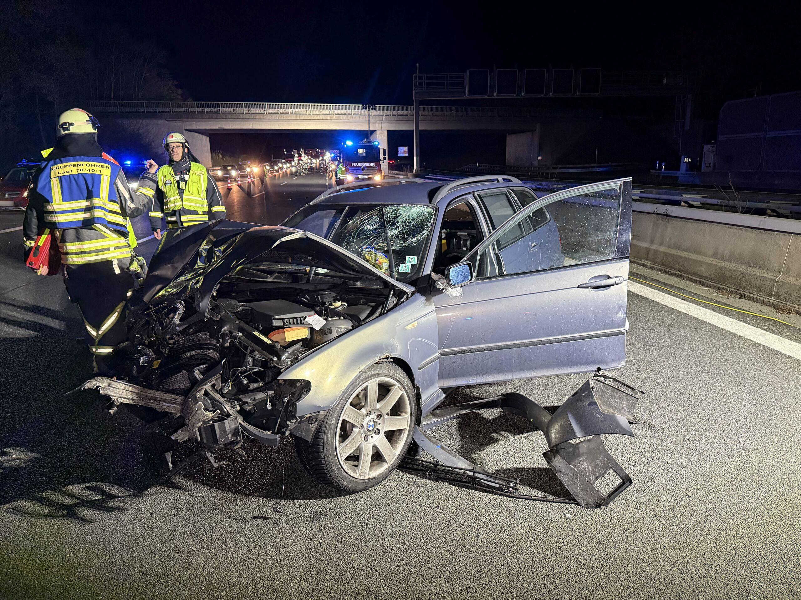 Kreis Nürnberger Land: Frau bei Unfall mit Lkw verletzt - A9 stundenlang gesperrt