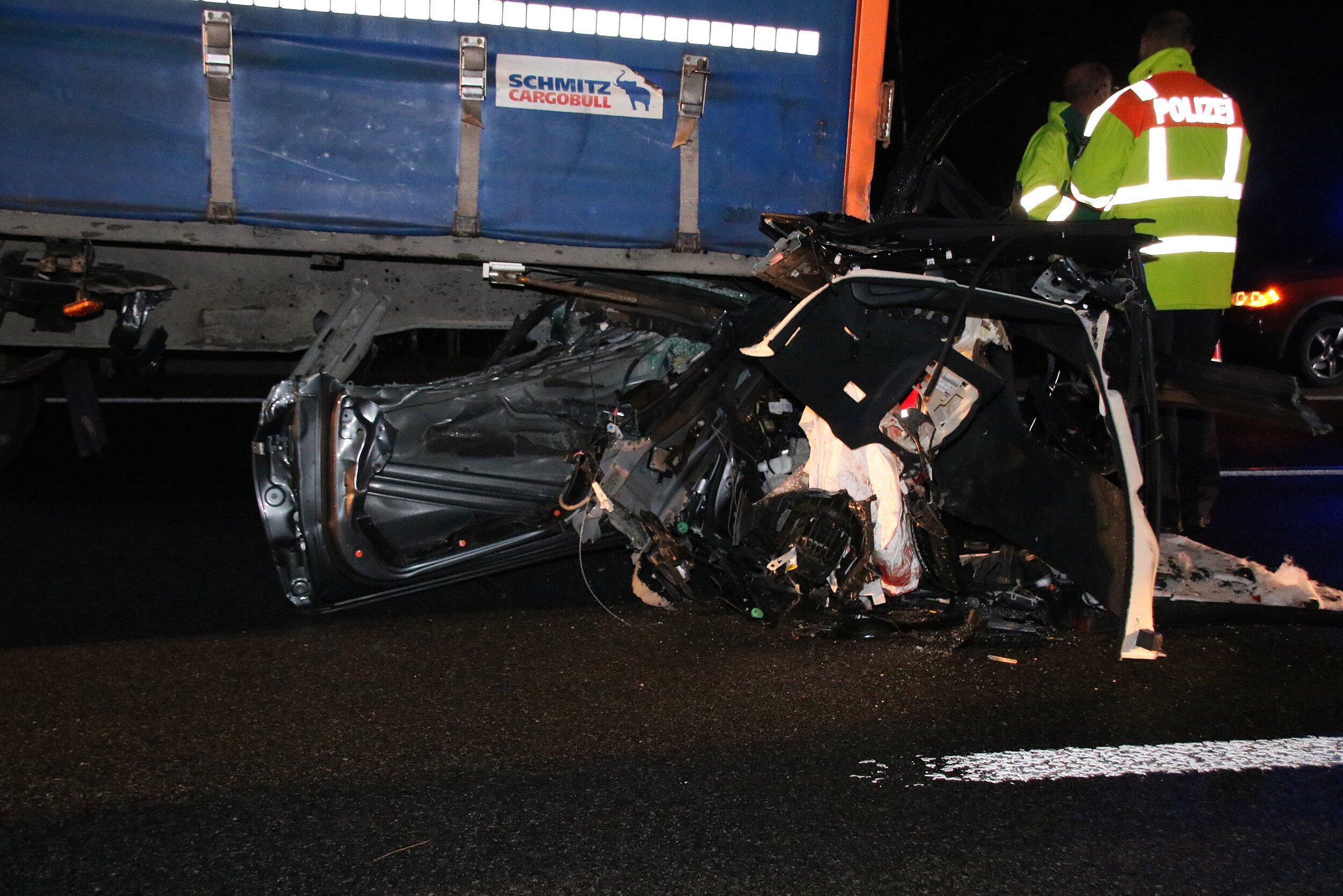 Bilder von: Tödlicher Unfall auf A7 in Unterfranken