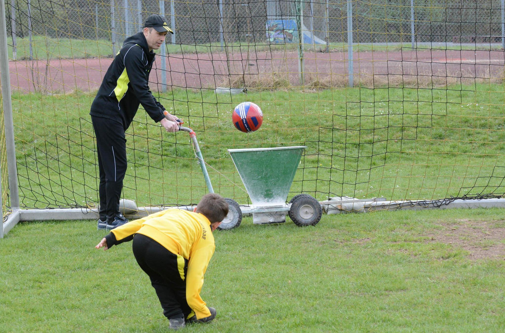 Stefan Denner trifft am Fließband