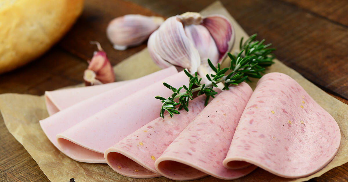 Häufig Wurst essen: Auswirkungen auf Herz, Gewicht und viszerales Fett