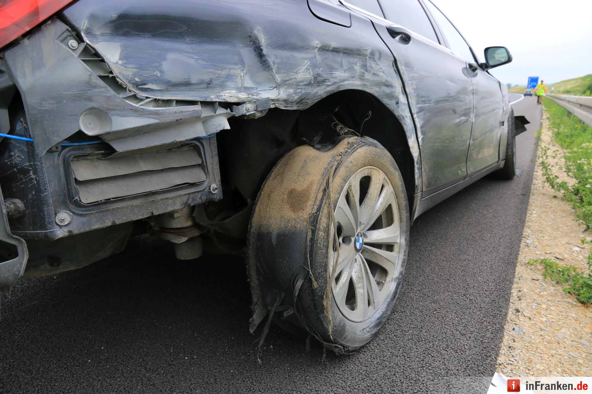 Reifen geplatzt: Unfall auf der A73 bei Ebensfeld - Bildergalerie