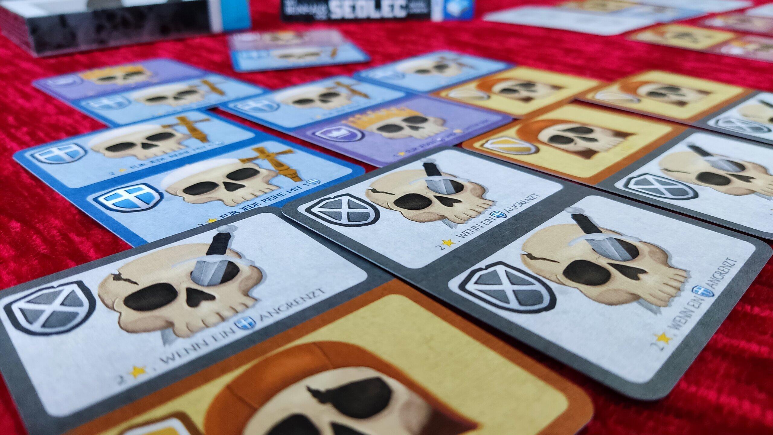 Die besten Kartenspiele: Fungi, Scout und Das Beinhaus von Sedlec - das ...