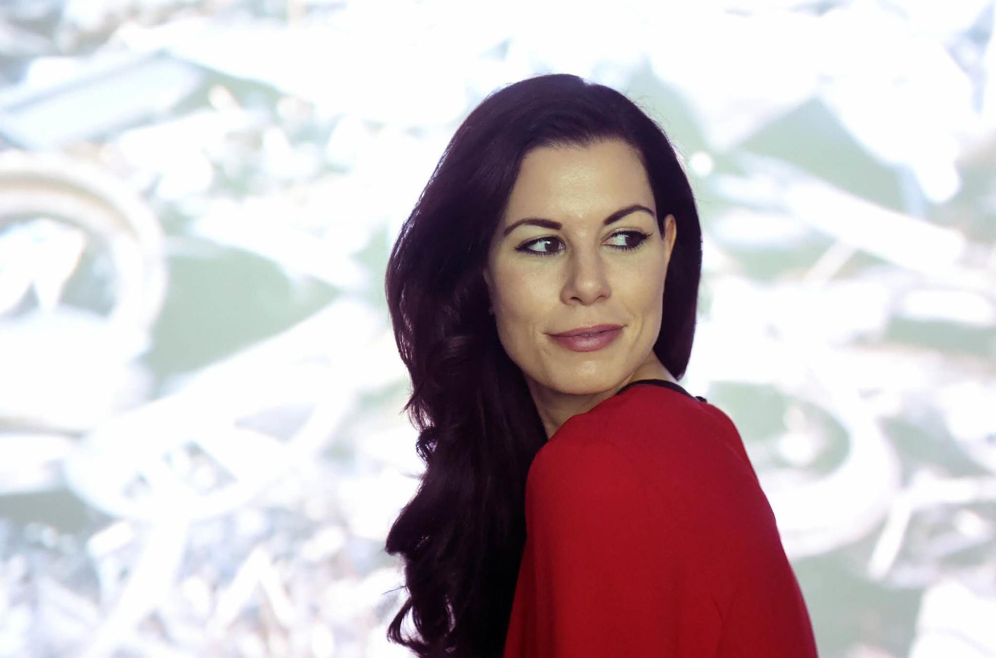 Julia Stoschek verrät, wer der Vater ihres Sohnes ist