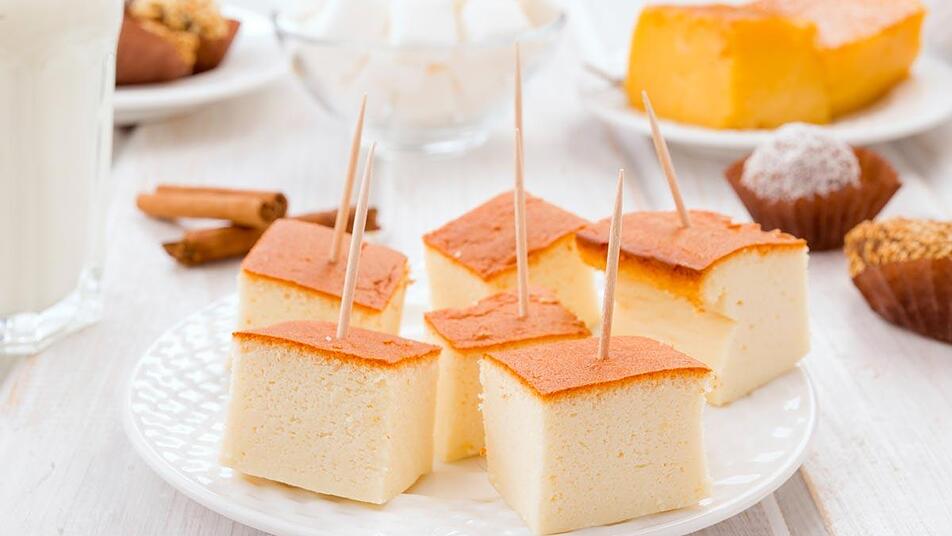 Süßer Party-Snack: Käsekuchenwürfel