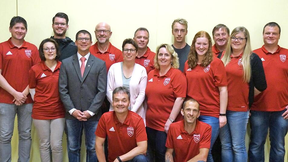 TSV wählt und ehrt treue Mitglieder