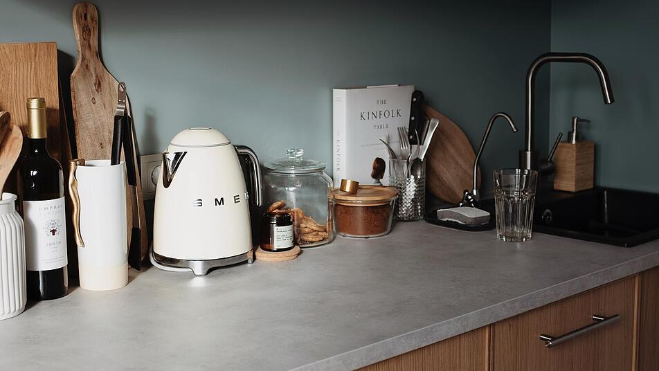 Kochen mit dem Wasserkocher und so Energie sparen: Lohnt sich das?