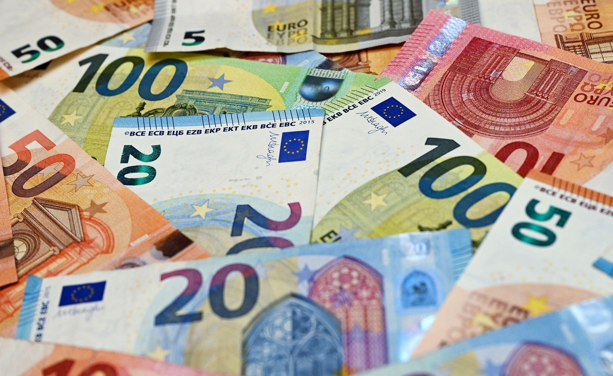 Es Gibt Noch Ehrliche Finder Frau Findet T te Mit 1500 Euro Und Gibt es-gibt-noch-ehrliche-finder-frau-findet-t-te-mit-1500-euro-und-gibt
