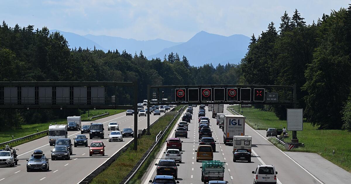 Rechts überholen auf der Autobahn: Wann ist es erlaubt?
