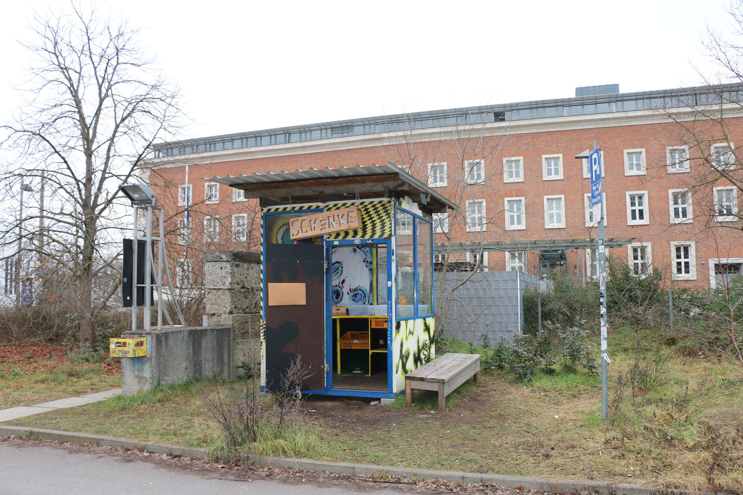 Nürnberg: Z-Bau eröffnet "Schenke" - jeder darf sich hier kostenlos ...