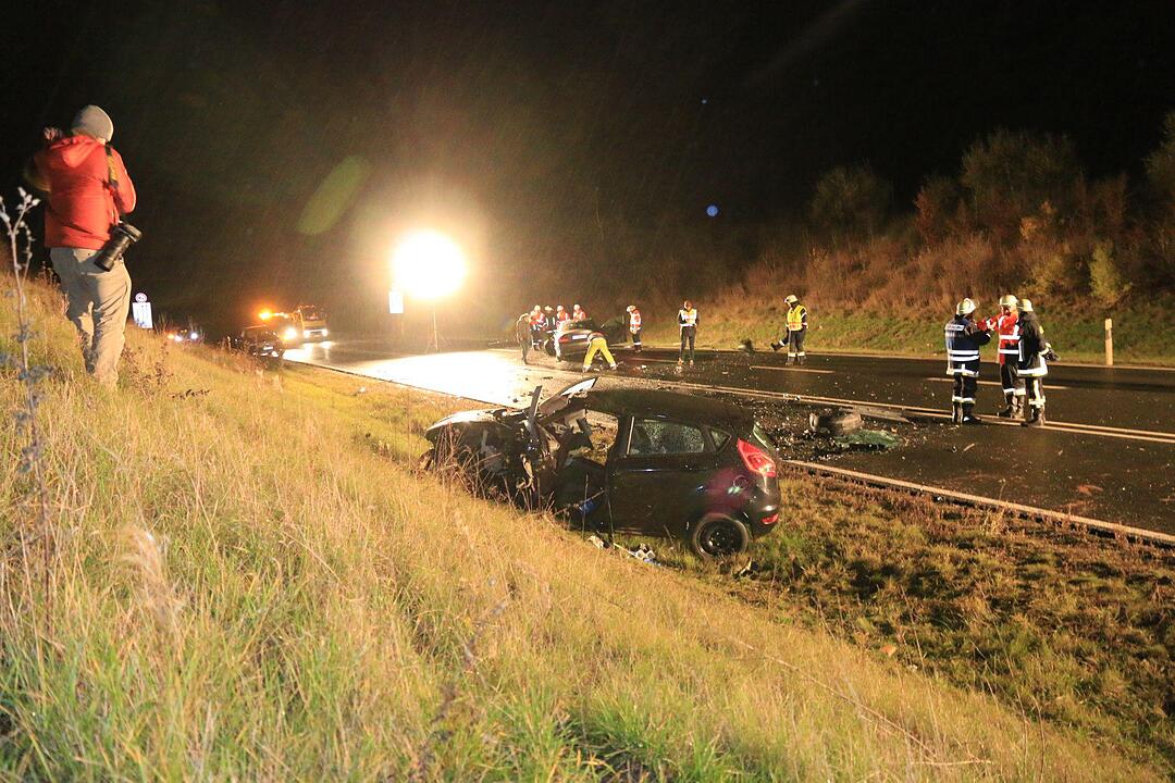 Tödlicher Unfall auf der B289 - Bildergalerie