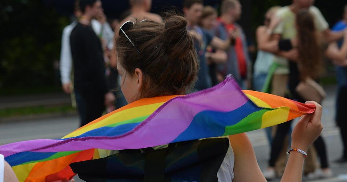 Was ist Pinkwashing und was versteht man unter Queerbaiting?