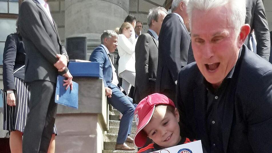Der kleine Paul trifft Jupp Heynckes