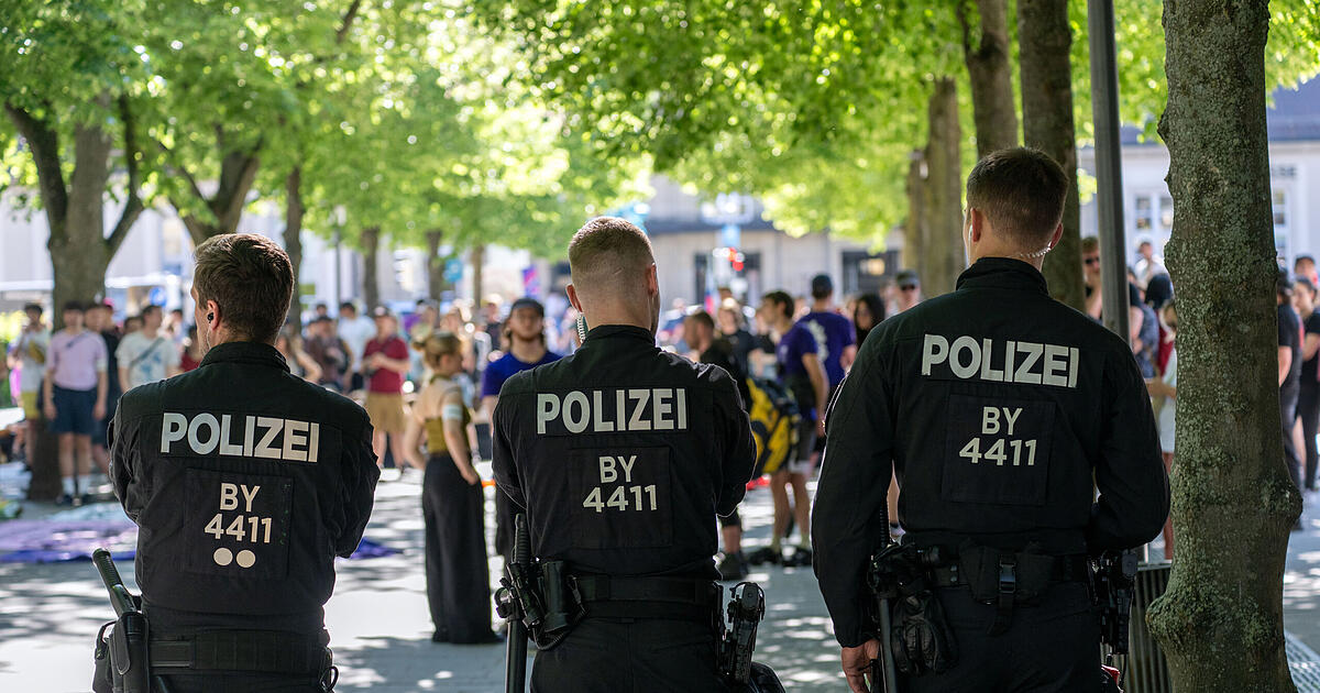 Coburger Convent 2026: Säure-Anschlag auf Ehrendenkmal - vor Fackelzug