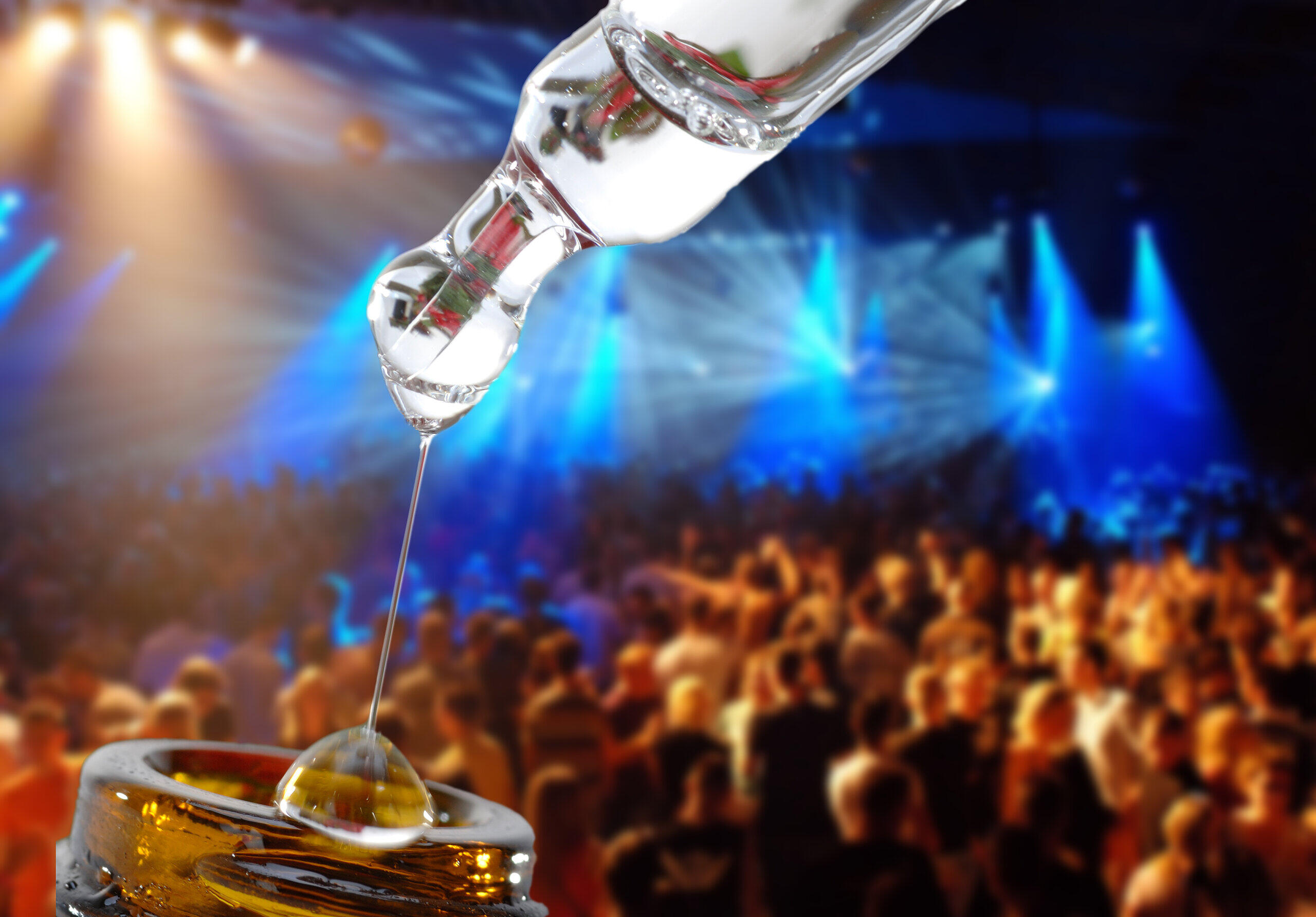 K.o.-Tropfen im Getränk: An diesen Symptomen erkennst du die ...