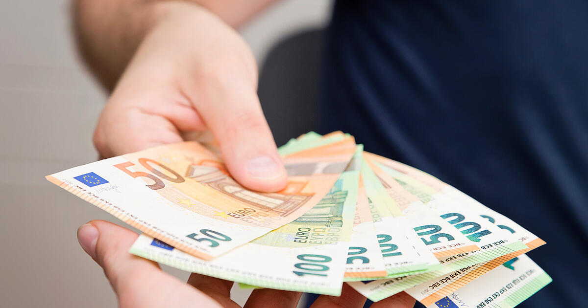 Im März: Geld-Überraschung von 3,8 Prozent mehr Gehalt - wer sich jetzt ...