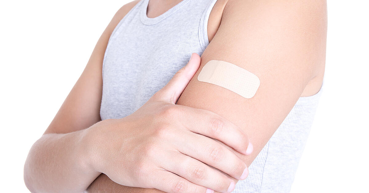 Hast du eine Pflaster-Allergie? - So zeigen sich Symptome und was du ...