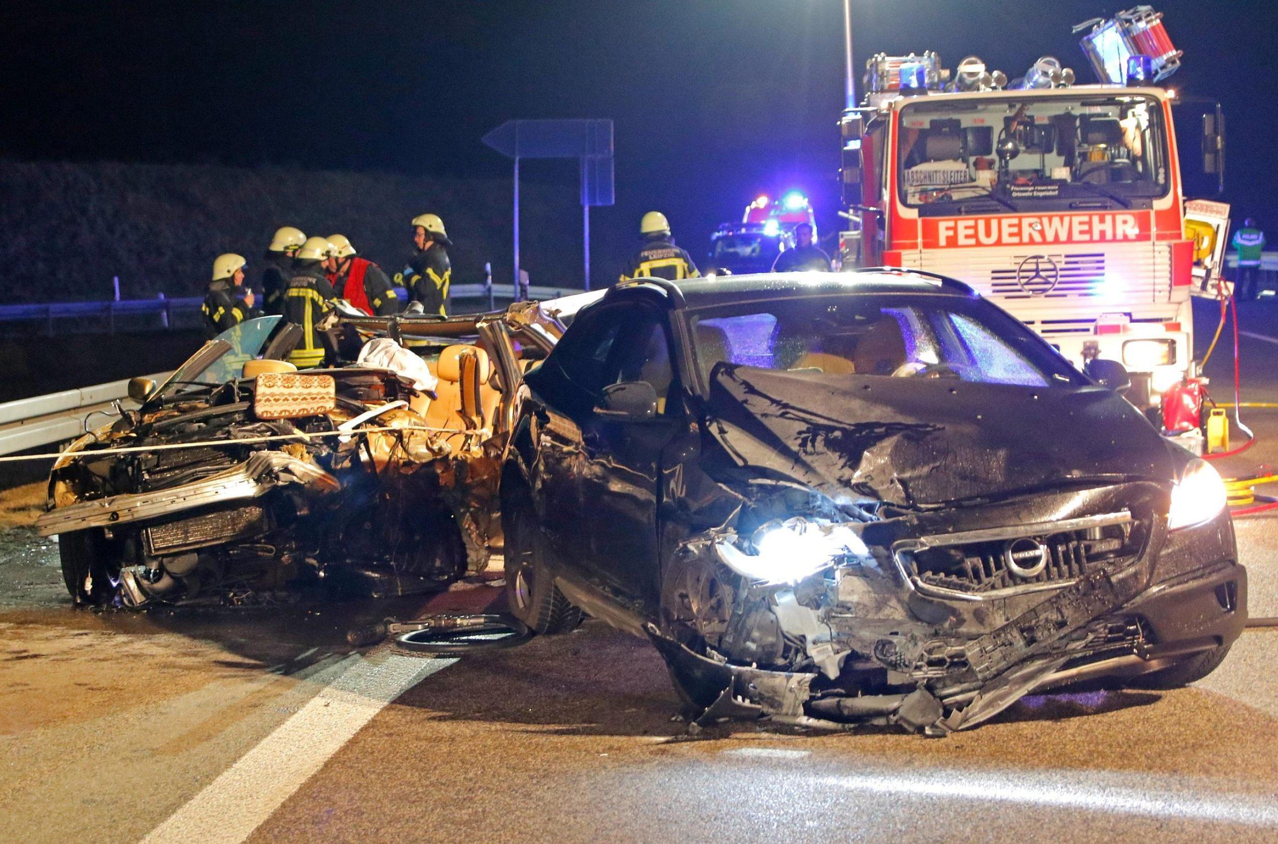 Horror-Crash auf A14 bei Leipzig: 85-jähriger Geisterfahrer verursacht Unfall mit zwei Toten