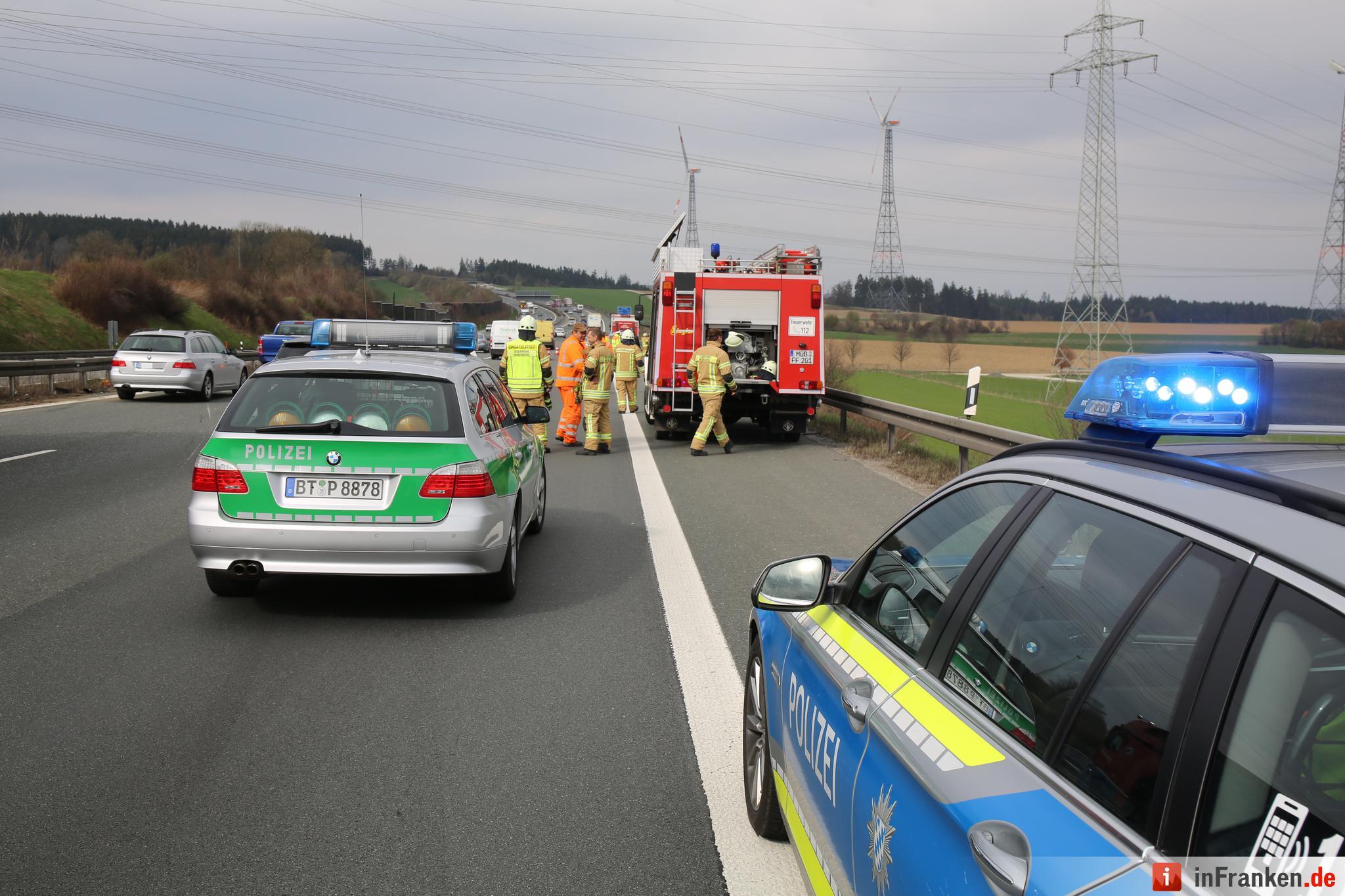 Unfall auf der A9 bei Münchberg – Verursacher geflüchtet - Bildergalerie
