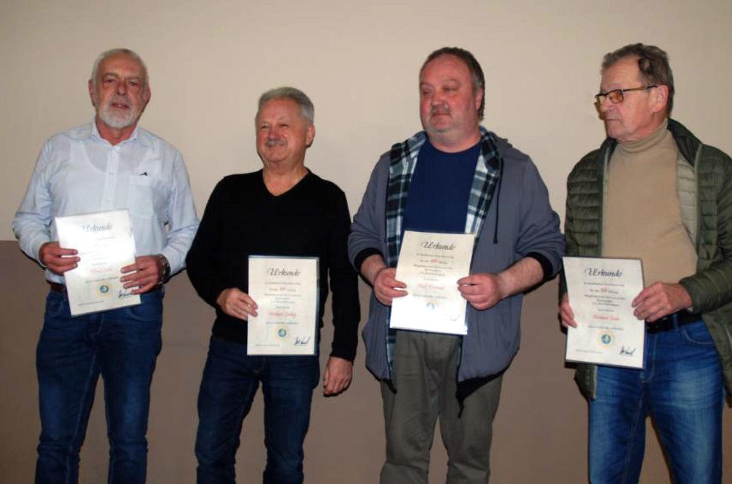 Ehrungen und "Freund Biber" Themen bei Bad Kissinger Sportanglern