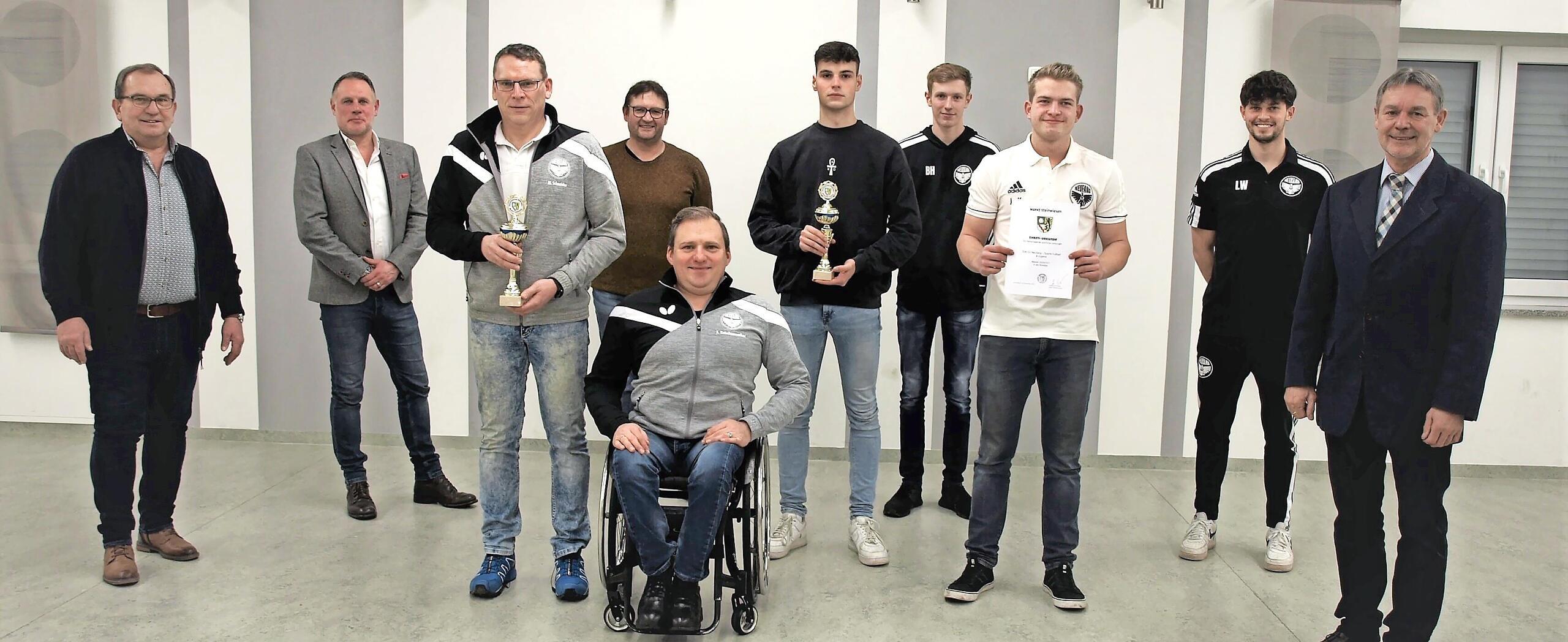 Markt Steinwiesen ehrt Botschafter des Sports