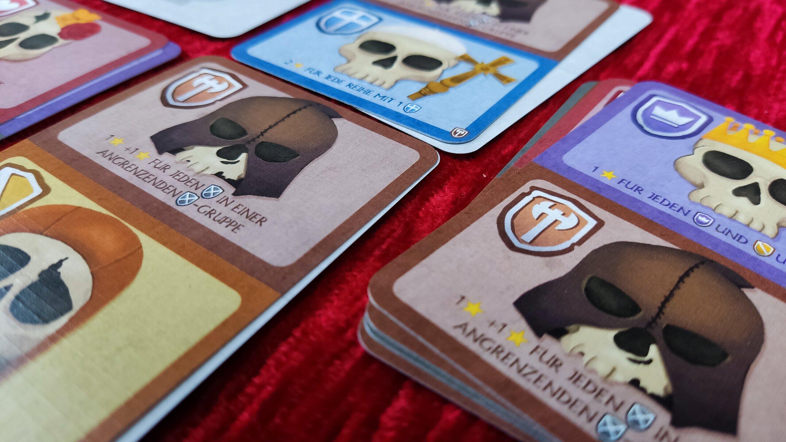 Spiele-Test "Das Beinhaus von Sedlec": Superschnelles Schädel-Stapeln ...